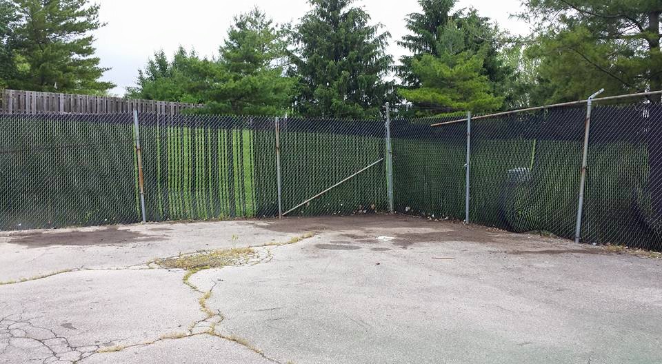 Parking Lot Cleanup - Warrum's Cleaning