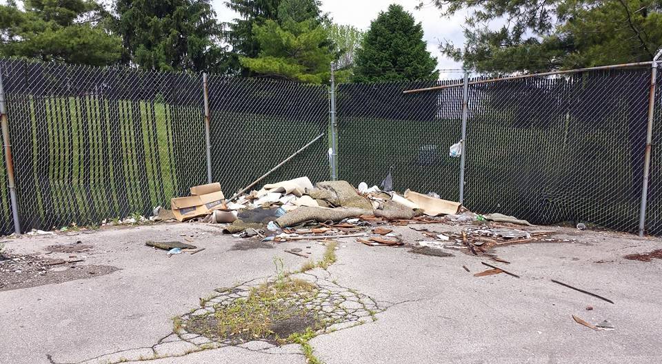 Parking Lot Cleanup - Warrum's Cleaning